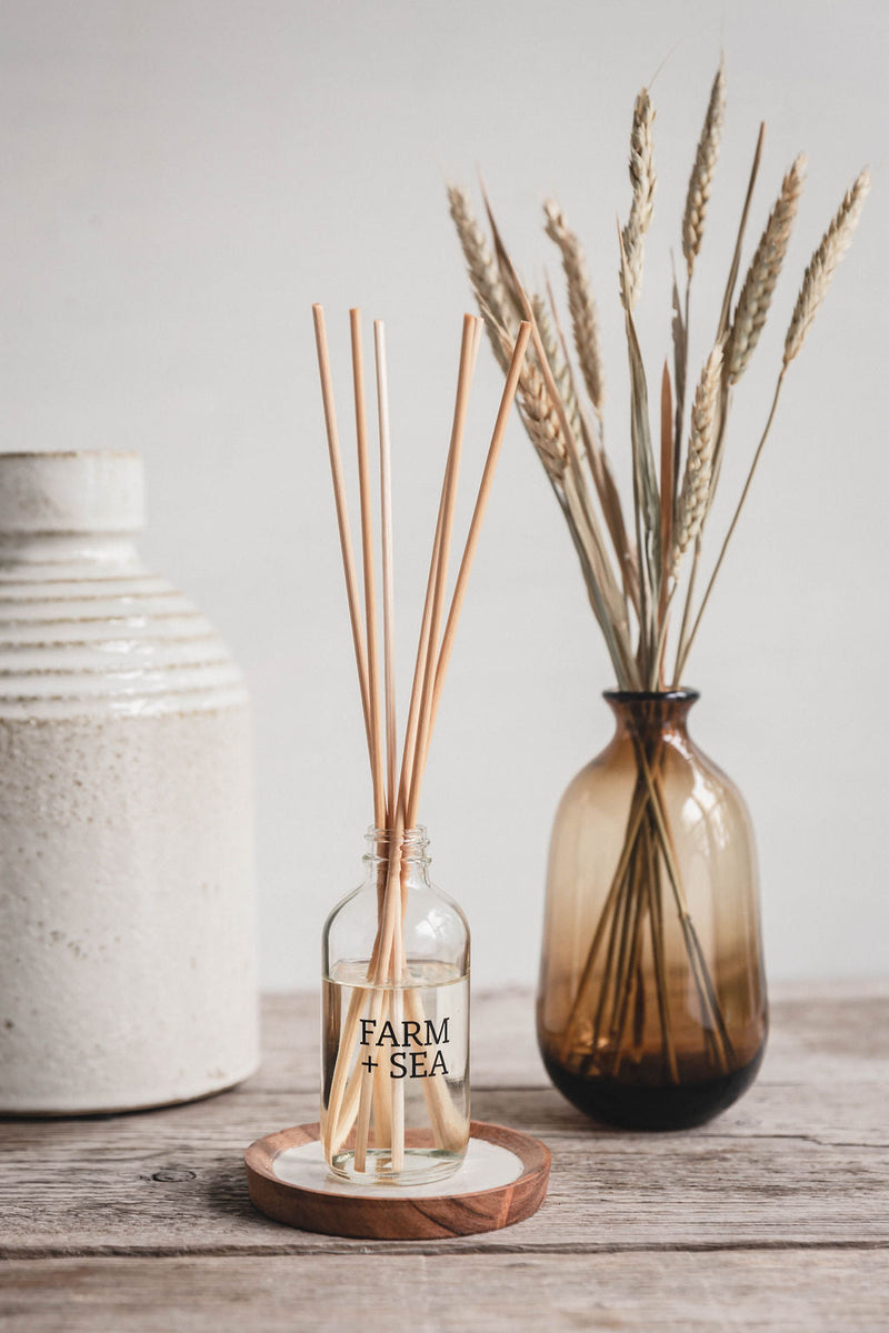 Winter Cabin diffuser – Woody's Mercantile